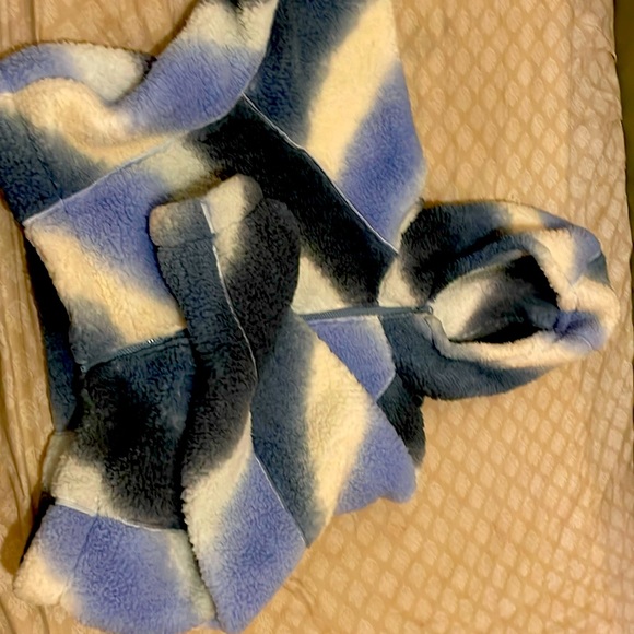 wild fable | Jackets & Coats | Wild Favle Crop Blue Furry Jacket | Poshmark